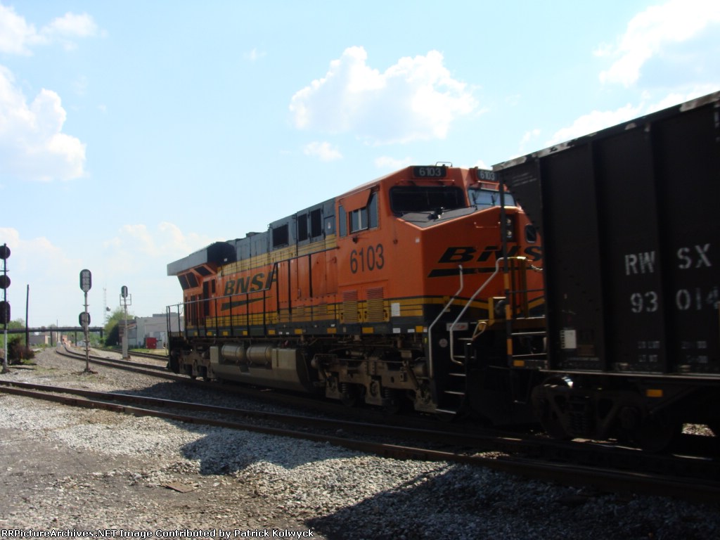 BNSF 6103